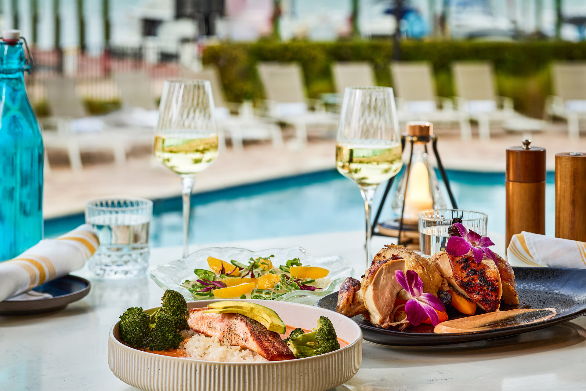 Waterfront Dining in Marathon | Faro Blanco Resort Restaurants